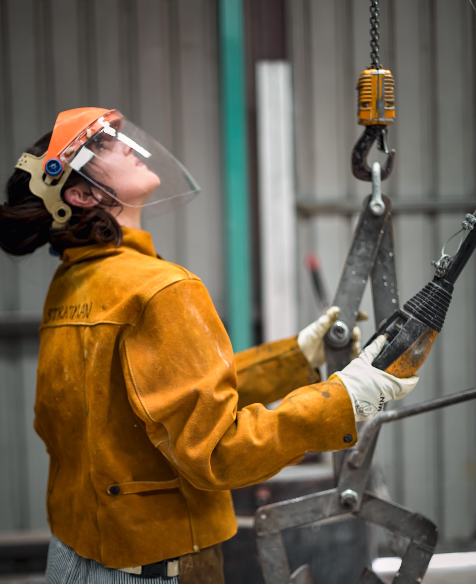 Jennyfer Stratman: Casting Connections - JAVA